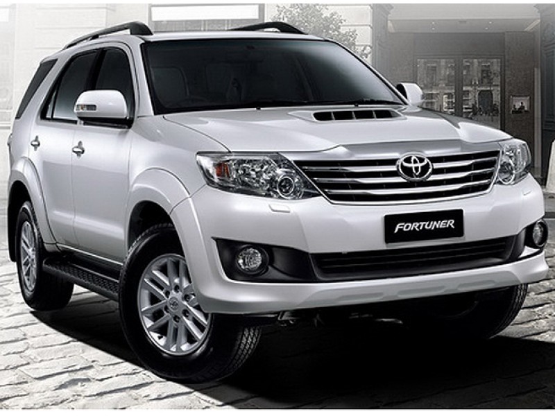 Toyota revela imagens do novo SW4 - Notcias - Posto Figueira